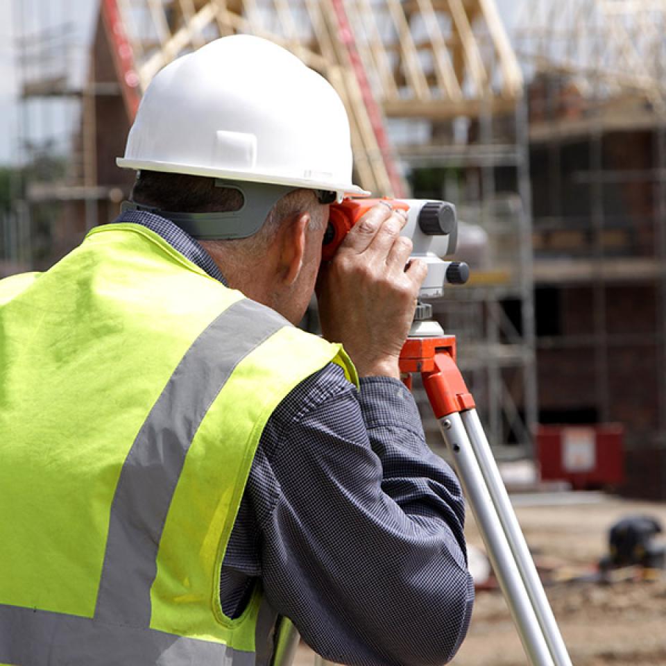 Surveyors Professional Indemnity Insurance | Hiscox UK