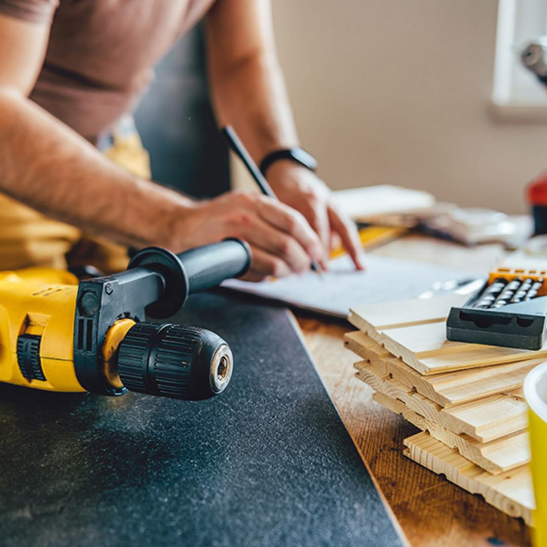 Handyman Insurance | Hiscox UK